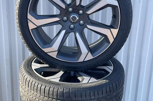 Volvo/Mg orginal fälgar med däck säljes i Malmö stad | Blocket