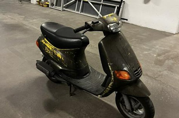 Piaggio Zip fast rider säljes i Göteborgs sta - såld eller borttagen