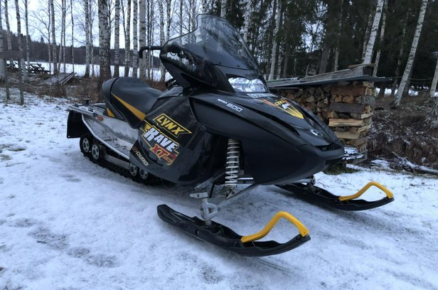 Lynx Rave X-trim 800 säljes i Kramfors | Bloc - såld eller borttagen