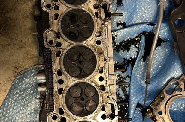 Topplock Volvo D5 säljes i Kungälv | Blocket - såld eller borttagen