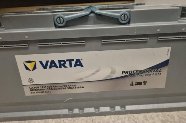 AGM batterier 105 ah Varta professional dual - såld eller borttagen