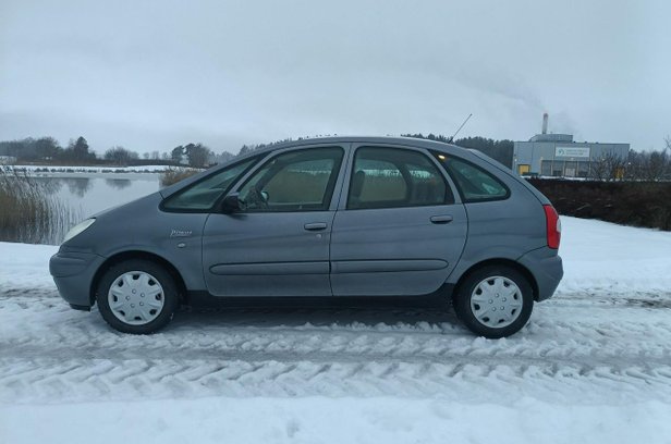 Citroën Xsara Picasso 2.0 | AUT | NYBES | 136 - såld eller borttagen