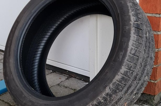 Sommardäck Pirelli 17 tum säljes i Ystad | Bl - såld eller borttagen