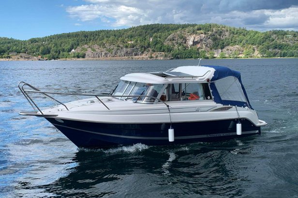 Uttern C68 Exclusive 2002 säljes i Ängelholm - såld eller borttagen