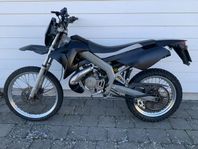 Moped Derbi Senda R 2002 säljes i Göteborgs s - såld eller borttagen