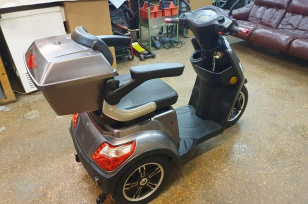 Eloped -Elite 2022 / (Permobil -Scooter) säl - såld eller borttagen