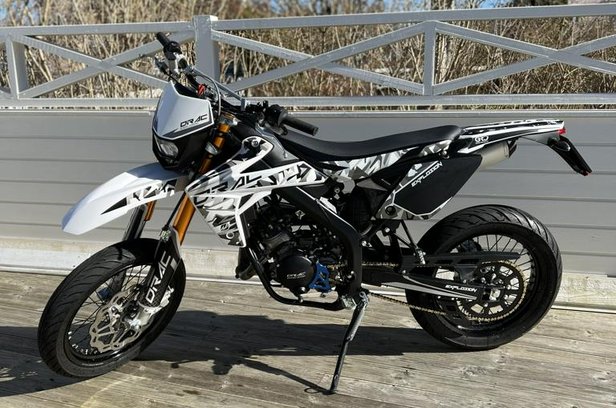 Rieju Drac SM Explosion Camo säljes i Götebor - såld eller borttagen