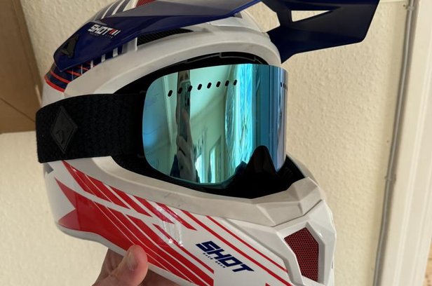 Moped/cross hjälmar 2 st säljes i Växjö | Blocket