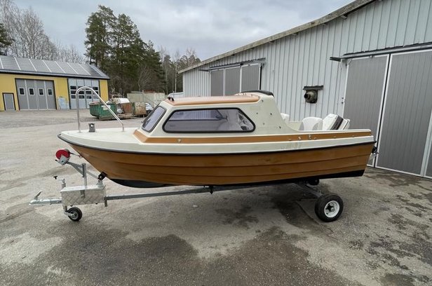 Crescent 418 säljes i Nyköping | Blocket - såld eller borttagen