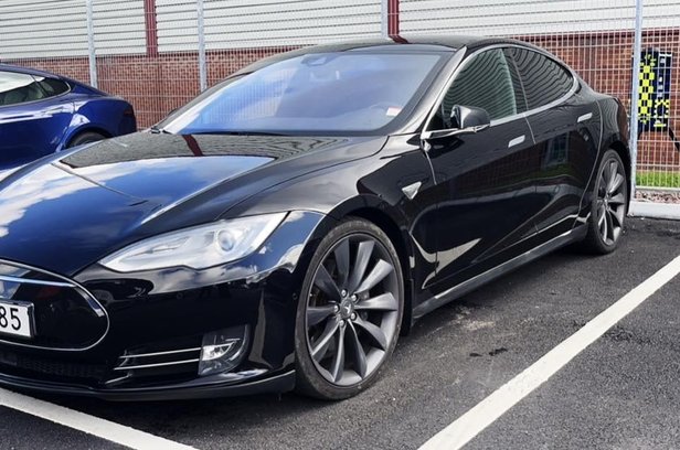 Tesla Model S 85D AWD 525hk Free Supercharge säljes i Kungälv | Blocket
