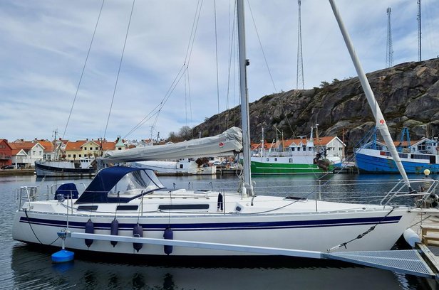 Compis 36 - mycket välseglande och rymlig båt - såld eller borttagen