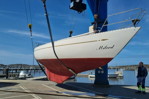 Segelbåt Lord Helmsman, unikt ex säljes i Göt - såld eller borttagen