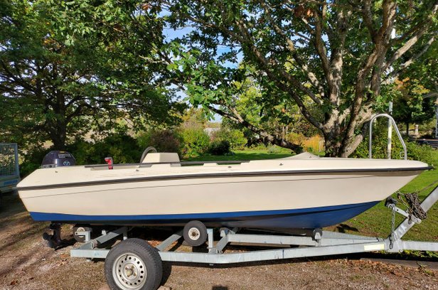 Crescent 425 Sport, med trailer, utan motor s - såld eller borttagen