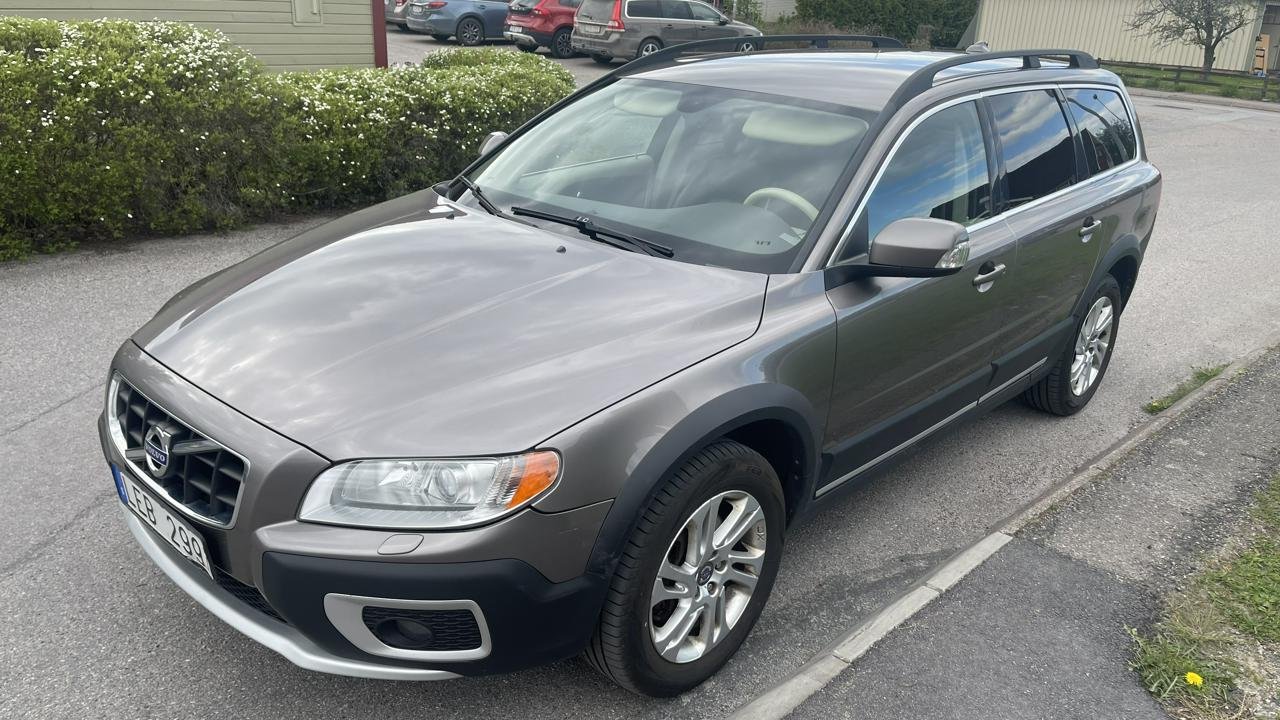 For sale - Volvo XC70 D3 AWD Manual, 163hp, 2011