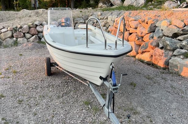 Crescent 465 trader -05 säljes i Tierp | Bloc - såld eller borttagen