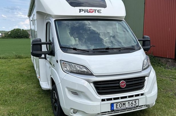 Pilote 746 GJ 2015 säljes i Falkenberg | Bloc - såld eller borttagen