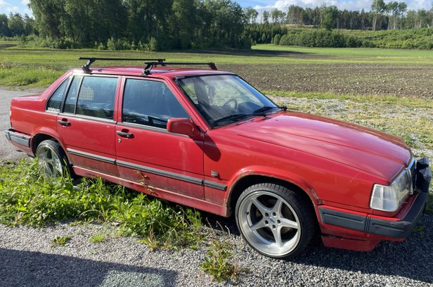 A traktor Volvo 940 turbo säljes i Värmdö | B - såld eller borttagen