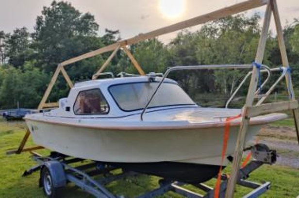 Selco 18 Cabin "Ulven" + båttrailer 80km/h säljes i Kungsbacka | Blocket