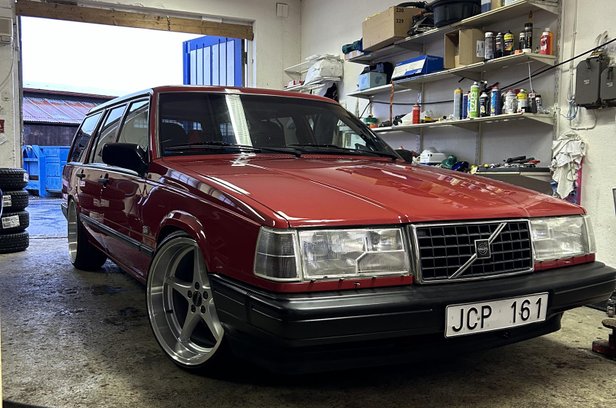 Volvo 945 A-traktor säljes i Jönköping | Blo - såld eller borttagen