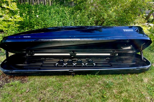Thule Touring Alpine Takbox 430 l Blanksvart - såld eller borttagen