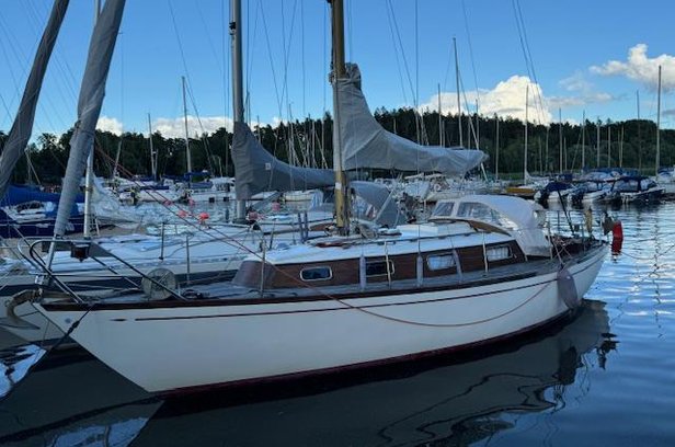 Hallberg Rassy Mistral 33 säljes på Ekerö | - såld eller borttagen