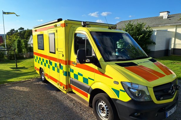 Campervan Mercedes Sprinter Ambulans säljes i Ulricehamn | Blocket