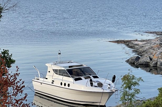 Azimut AZ 32 Targa säljes i Nacka | Blocket - såld eller borttagen