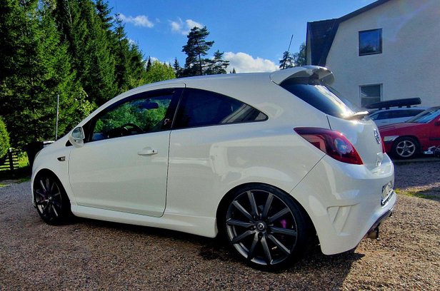 Opel Corsa OPC nurburgring edition säljes i B - såld eller borttagen