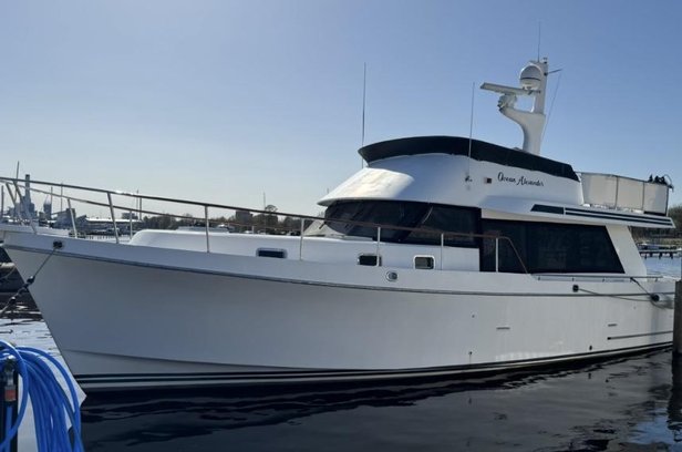 Ocean Alexander Classico Sedan 426 -00 säljes - såld eller borttagen