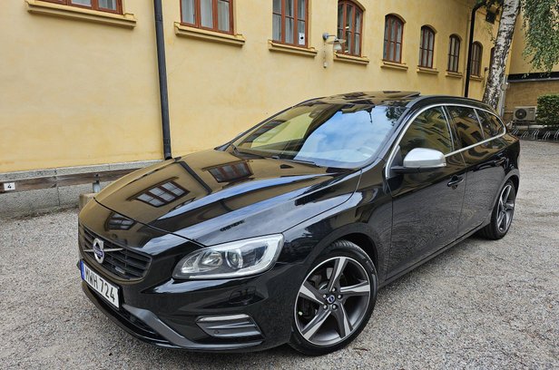 Volvo V60 D5 R-Design BE PRO säljes i Stockholms stad | Blocket