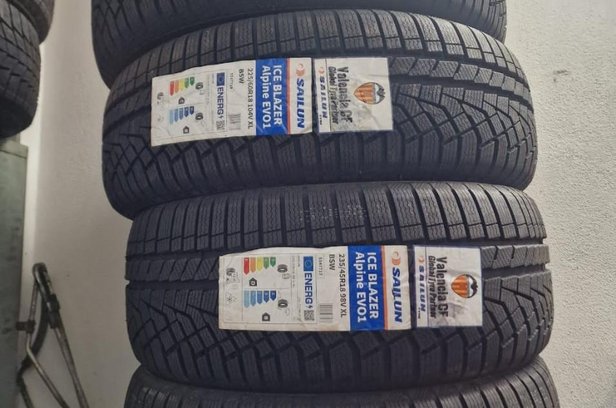 Köp dina Nya Vinterdäck idag montering ingår - såld eller borttagen