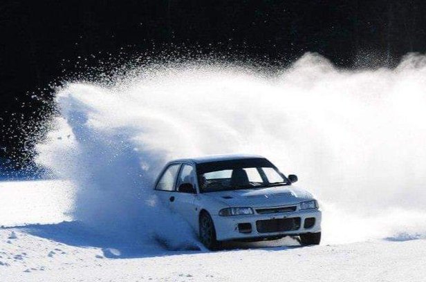 Mitsubishi Lancer Evo 1Rs 2.3 4WD säljes i Örebro | Blocket