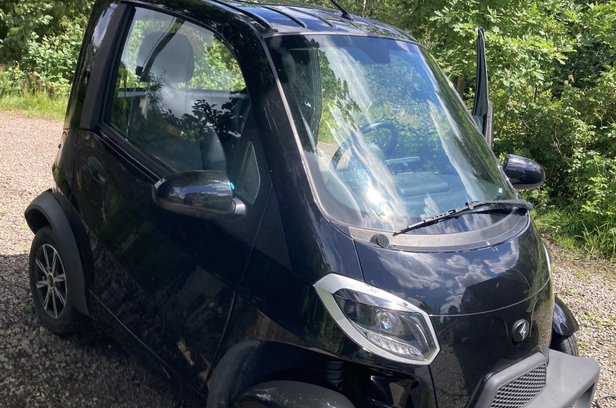 Mopedbil, el. Nyservad säljes i Stenungsund | Blocket