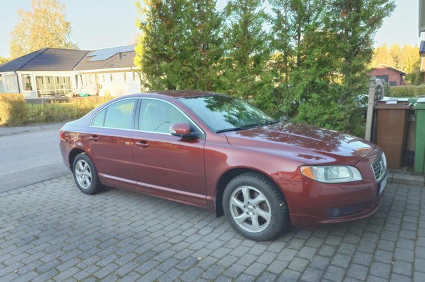 Volvo S80 2.5T aut Summum skinn, Apple Carplay etc, Nyservad säljes i Karlskoga | Blocket