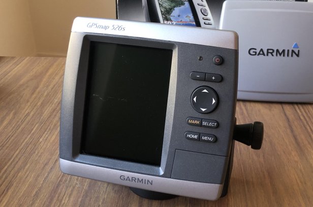 Garmin 526S GPS plotter med ekolodsgivare säl - såld eller borttagen