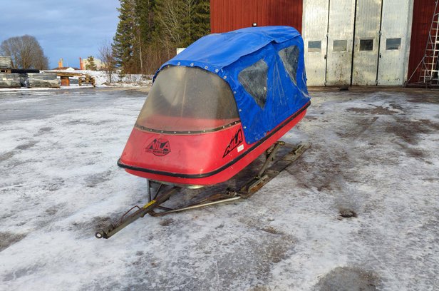 Skoterkälke & Nila skoterpulkor säljes i Rättvik | Blocket