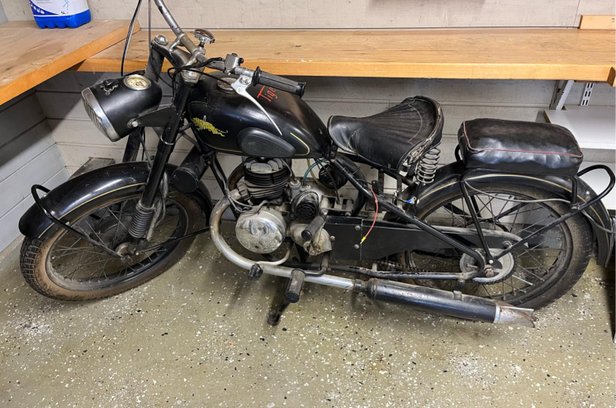 Tiger motorcykel veteran 50tal Zundapp motor säljes i Ragunda | Blocket