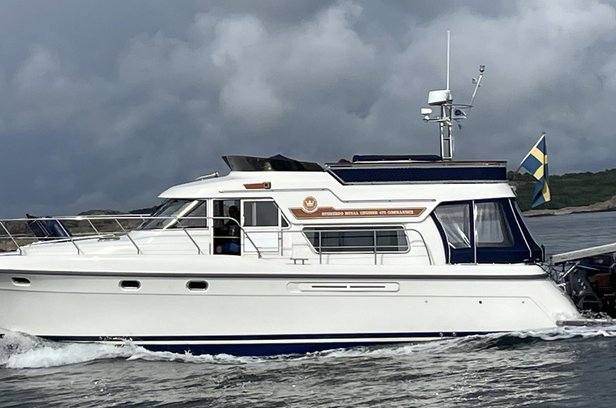 Storebro 475 Commander -04 (3 kabiner) säljes - såld eller borttagen