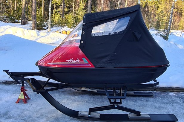 Nya Hajk Skoterpulkor , Sista för säsongen ! säljes i Umeå | Blocket