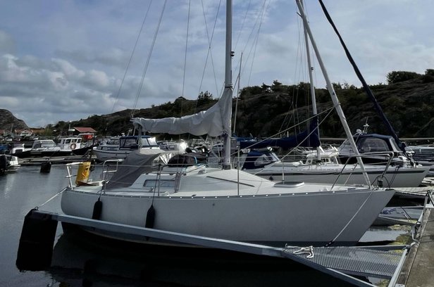 Albin Cumulus segelbåt säljes i Göteborgs sta - såld eller borttagen