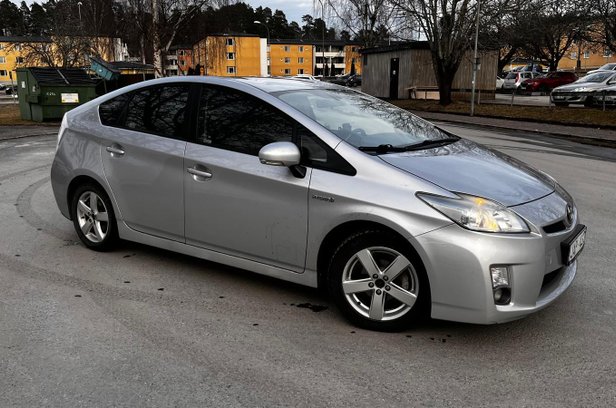 Toyota Prius Hybrid CVT Euro 5 säljes i Väste - såld eller borttagen