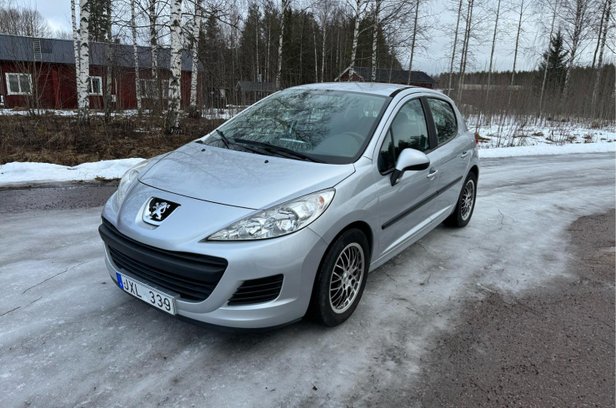 Peugeot 207 5-dörrar 1.4 Euro 5 säljes i Säter | Blocket