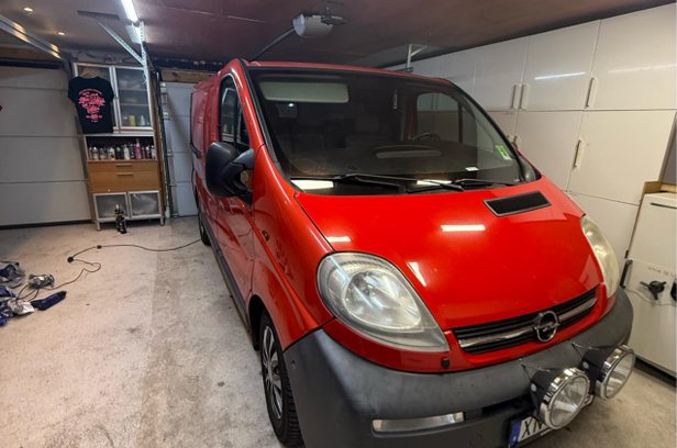 Opel Vivaro Skåpbil 2.9t 1.9 DTI Euro 5 säljes i Kalmar | Blocket