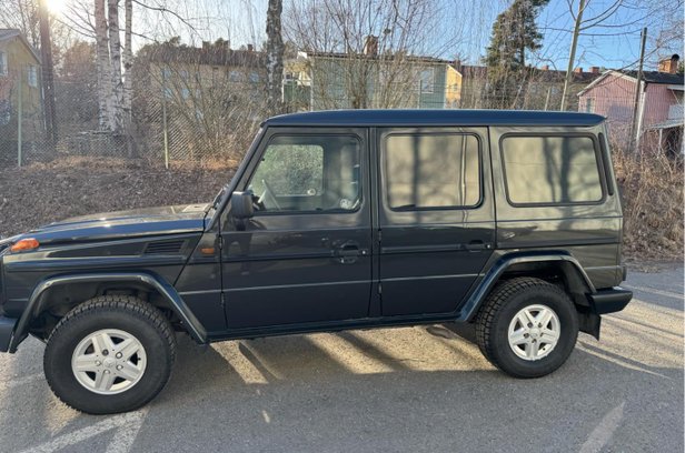Mercedes-Benz G 300 LWB säljes i Södertälje | Blocket