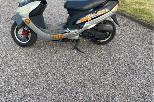 Klass 2 moped säljes i Skara | Blocket - såld eller borttagen