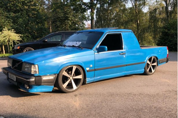 Kapad Volvo 745 A-traktor säljes i Mark | Blocket