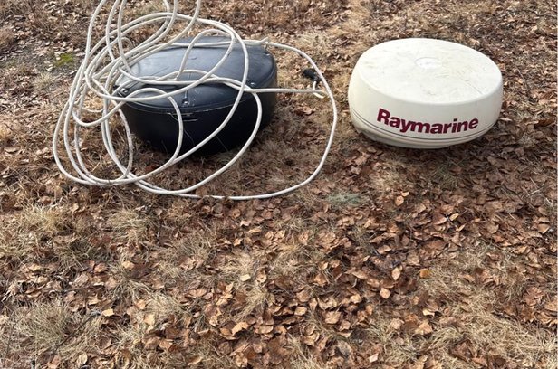 Radar vispar en 45 cm resp 50cm säljes i Sandviken | Blocket