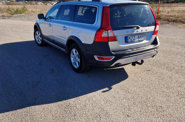 Volvo XC70 D4 AWD Momentum Euro 5 säljes i Nybro | Blocket