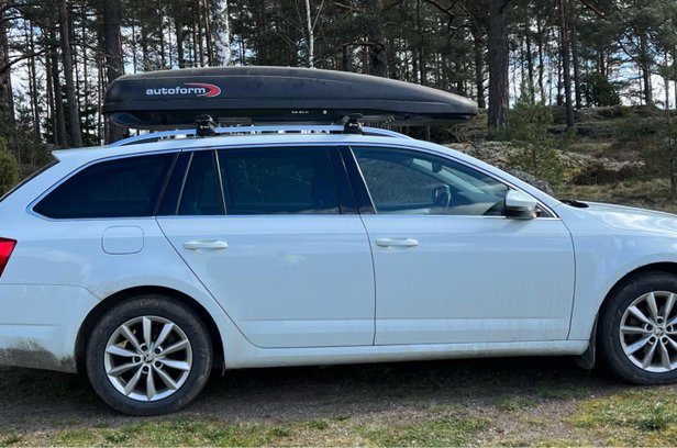 Autoform takbox med snabbfästen säljes i Järfälla | Blocket