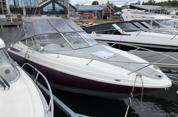 Maxum 2300 SC -97 Mercruiser 5,7 LX EFI säljes på Ekerö | Blocket